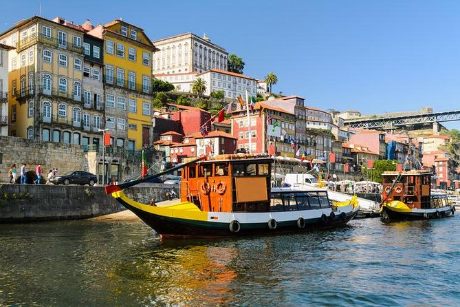 Porto City and Aveiro Private Tour From Lisbon - Discovering Portos Architectural Gems