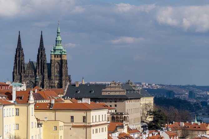 Prague Castle Grounds & Highlights ️Small-Group With Pragueway - Accessibility and Participation