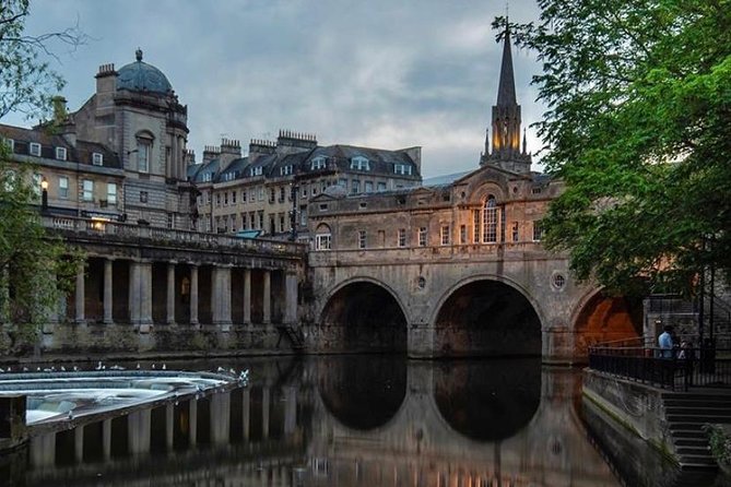 Private Day Tour to Bath, Avebury & The Cotswolds - Accessibility and Recommendations