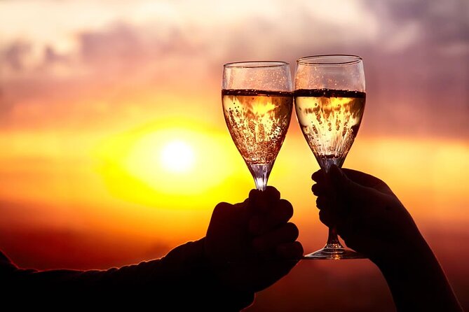 Private Dubrovnik Champagne Sunset Cruise - Amenities and Beverages on Board