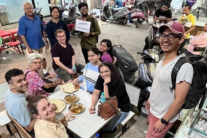 Private Guided Non-Veg Street Food Walking Tour in Muslim Quarter - Navigating the Itinerary