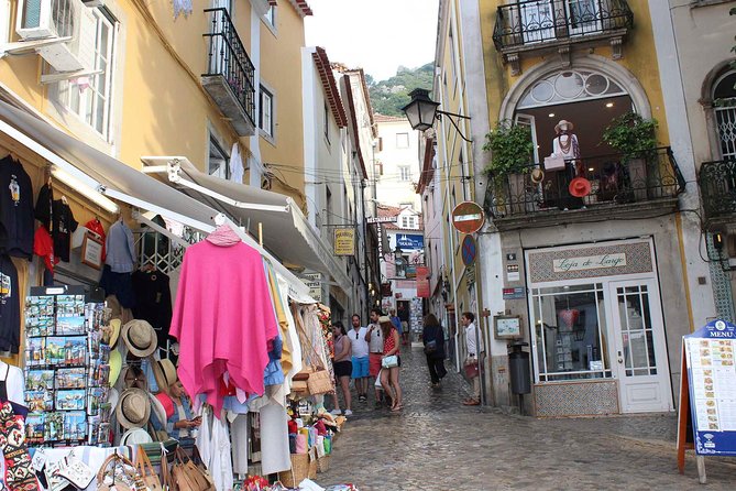 Private Half Day Tour to Sintra and Pena Palace From Lisbon - Discovering the Historical Center of Sintra