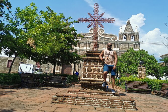 Private Tour Santa Fe De Antioquia & Bridge OPT Hot Air Balloon - Inclusions and Accessibility