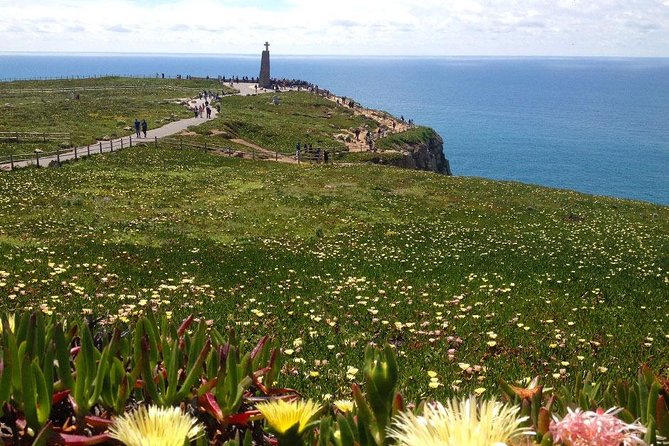Private Tour: Sintra and Cascais Day Trip From Lisbon - Discovering Cabo Da Roca and Cascais