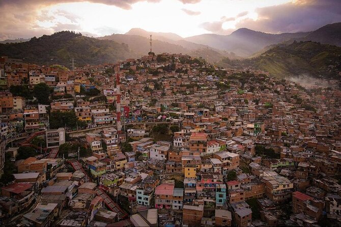 Private Tour to Comuna 13 & Exotic Fruit Market in Medellin! - Sampling Exotic Fruits