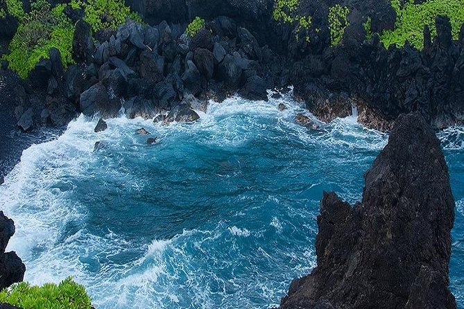 Road to Hana Deluxe Rainforest & Waterfall Experience From Maui - Embracing Hawaiian Culture and Hospitality
