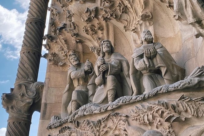 Sagrada Familia Private Tour with Expert Guide - In The Sum Up
