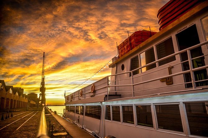 Sailing in Guaíba With White Swan Boat - Porto Alegre - Highlights of the Scenic Guaíba Lake