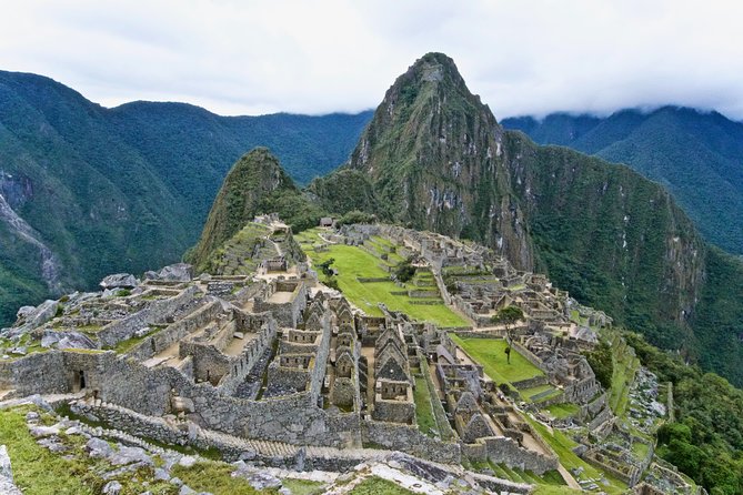 Salkantay Trek To Machu Picchu 5 Days And 4 Nights - Taking in the Serene Atmosphere of the Coffee Plantation