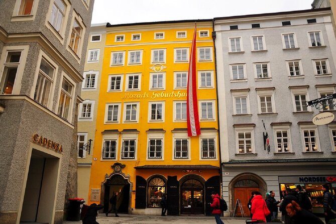 Salzburg Old Town Highlights Private Walking Tour - Getting to the Meeting Point