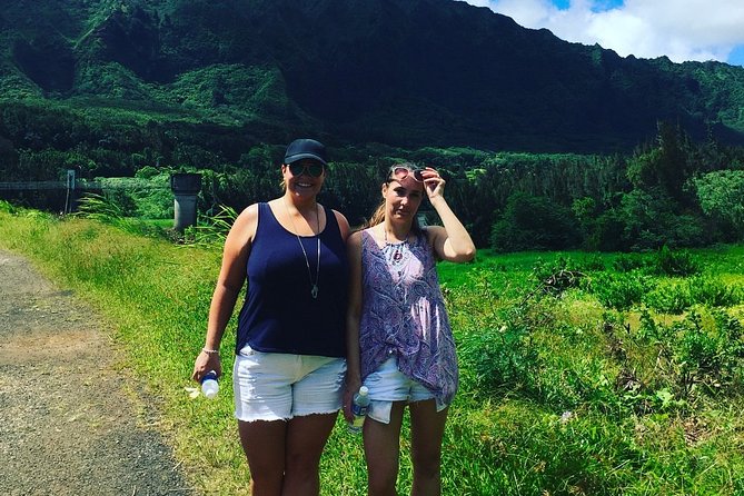 Secret Oahu Full Circle Island Tour With A Local Guide - Meeting and Pickup