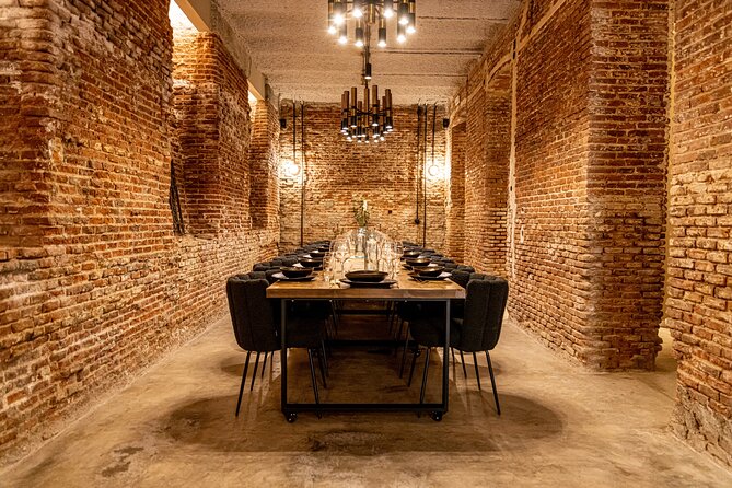 Spanish Omelet Cooking Class and Bottomless Wine Brunch - Class Experience Details