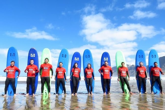 Surf Lessons in Famara From 9:15 AM to 2:30 PM (4 Hours of Class) - Included in the Surf Lesson