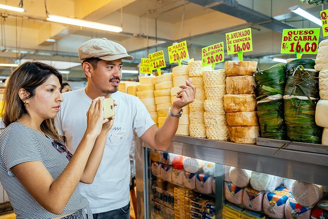 The 10 Tastings of Lima With Locals: Private Street Food Tour - Tasting the Local Flavors