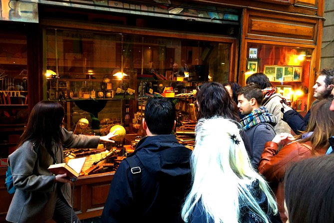 The Shadow of the Wind Novel Walking Tour - Highlights of the Walking Tour