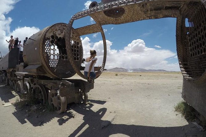 Uyuni Salt Flats 4-Days Tour From Atacama> Private Room Available - Opportunity to Meet Fellow Travelers