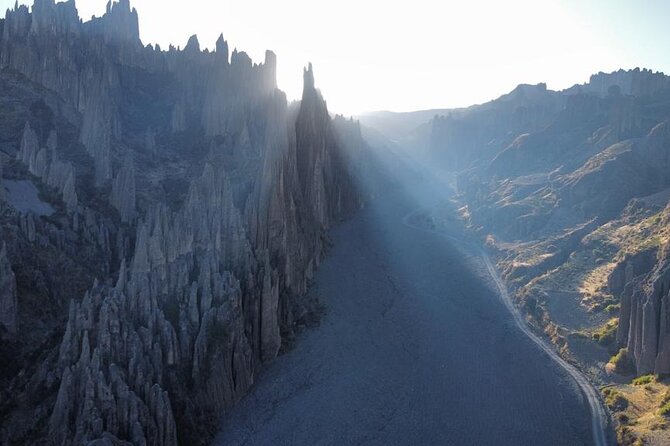 Valley of the Souls, Moon Valley, La Paz Day Tour Private - Guide Experience
