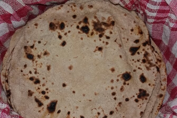Veg and Non veg : Private Cooking Class in Delhi (7 meal) - Who Should Consider This Tour?