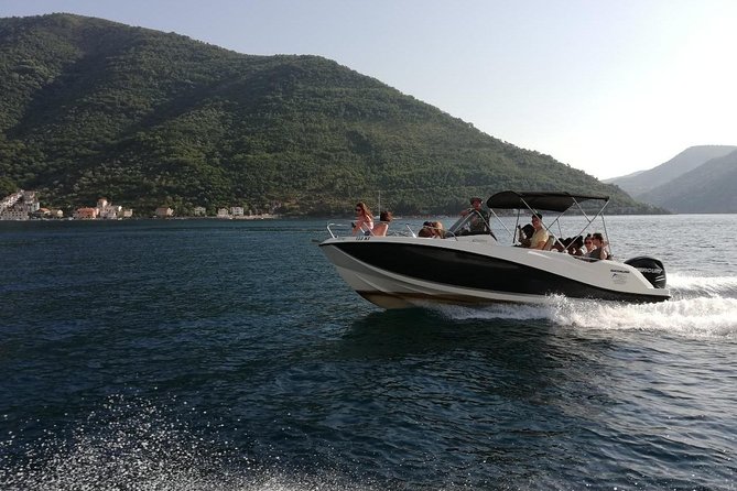 3h-Private Bout: Kotor Bay and Blue Cave Attraction (Free Drinks) - Experience the Beauty of Kotor Bay