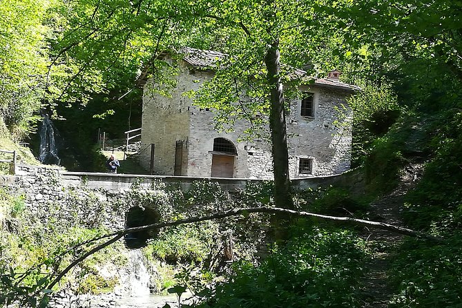 1 Day Trekking - The Path of the Wanderer: BELLANO. VARENNA - Logistics and Meeting Details