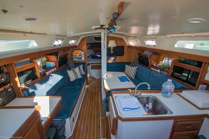 2.5-hour Guided Sailboat Tour - Accessibility and Accommodations