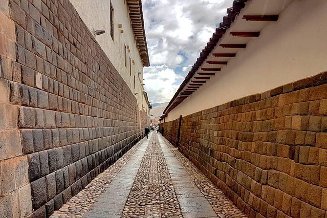 4-Day Excursion to Machupicchu & Rainbow Mountain & City Tour || All Included || - Health and Accessibility Considerations