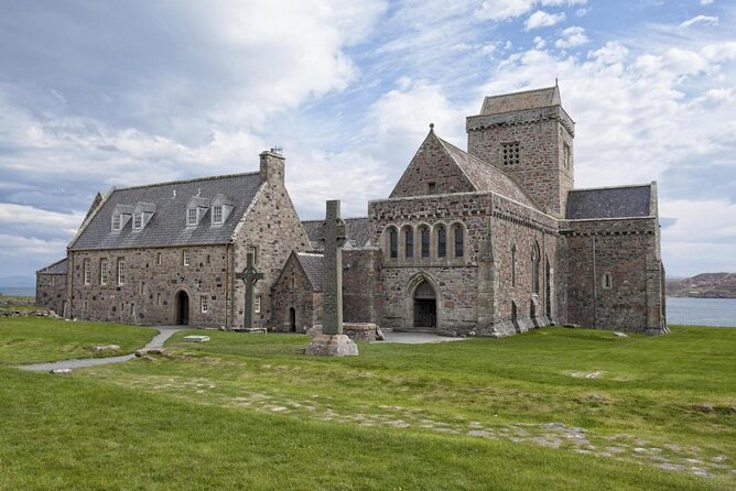 4-Day Magical Mull, Iona & West Highlands Small-Group Tour From Edinburgh - Activities and Experiences