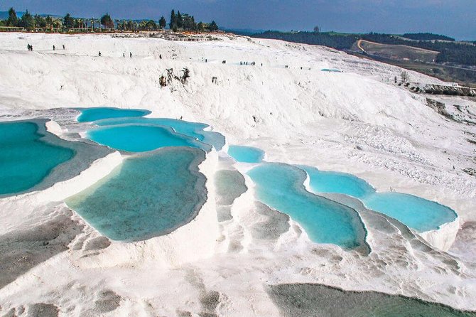 4 Day Turkey Tour: Cappadocia, Ephesus, Pamukkale by Plane - Exploring Cappadocia