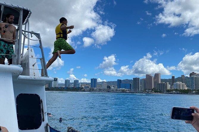 5 in 1 Deluxe Cruise: Turtle Snorkeling, Activities and Pick-Up - Wildlife Encounters: Turtles and Dolphins