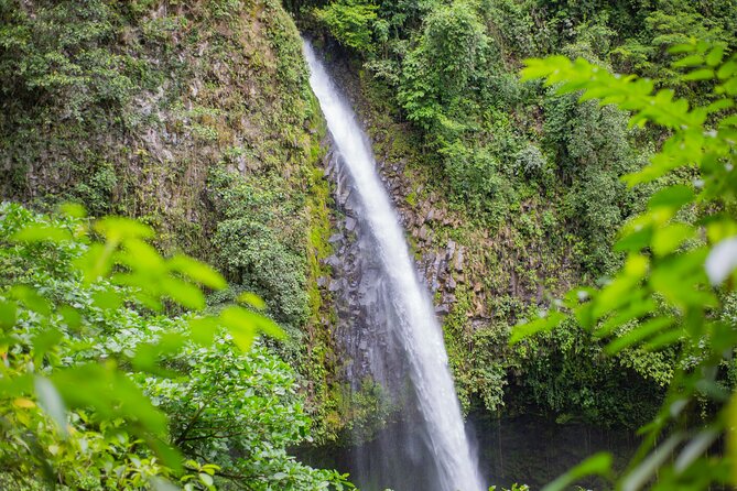 Arenal Horseback Riding to La Fortuna Waterfall - Family-Friendly Experience