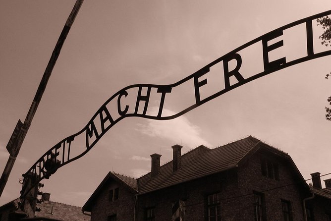 Auschwitz Small Group Tour From Warsaw With Lunch - Importance of Visiting Auschwitz
