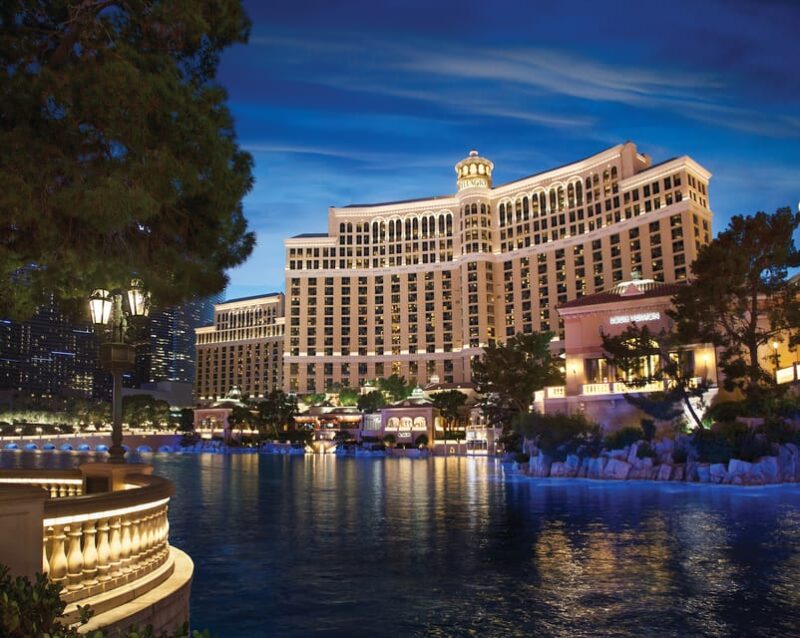 Bellagio Gallery of Fine Art: "American Duet: Jazz" Exhibit - Who Should Consider This Tour?