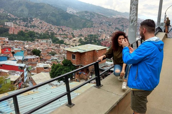 Best Full Day Private Medellin City Tour and Botero's Plaza - Exploring Botero Plaza