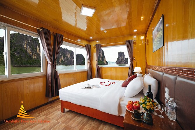 Best Lan Ha Bay -Cat Ba Cruise 2D1N:Fishing Village Kayak, Biking, Evening Party - Group Size and Atmosphere