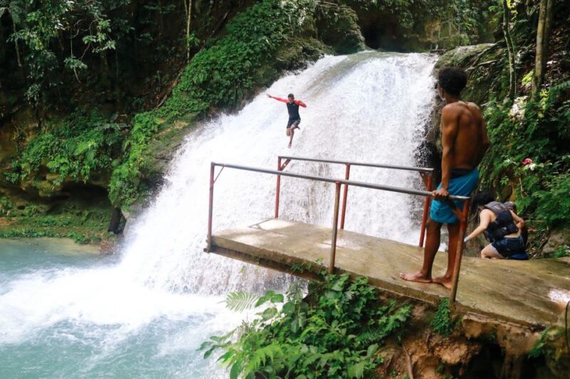 Blue Hole, Secret Falls, River Tubing and Dunn's River Falls - FAQ