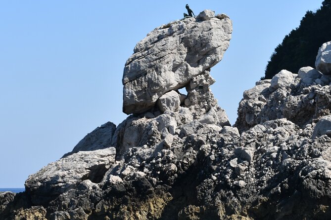 Capri, Anacapri and Blue Grotto Day Tour From Naples Small Group - Discovering the Enchanting Island of Capri
