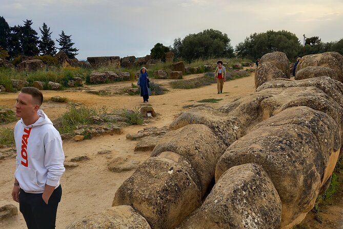 Captivating Agrigento Sunset Tour of Valle Dei Templi - Exploring Agrigentos Archaeological Wonders