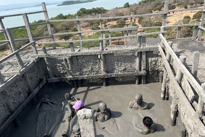Cartagena Mud Volcano Tour — VIP Exclusive Crowd-Free Access! - Exploring the Mud Volcano