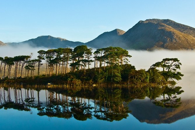Castles of Connemara Tour Departing Galway City. Guided. Full Day - Discovering Ballynahinch Castle