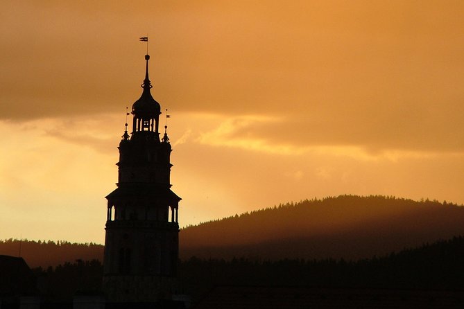 Cesky Krumlov Old Town Private Walking Tour - Accessibility and Age Requirements
