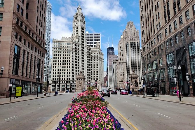 Chicago City Tour with Architecture River Cruise Option - FAQs