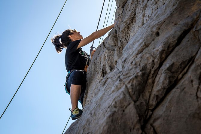 Climbing Experience - Sorrento Coast Punta Campanella - The Climbing Lesson With the Professional Instructor