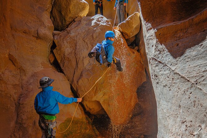 East Zion: Stone Hollow Full-day Canyoneering Adventure - Meeting and Logistics