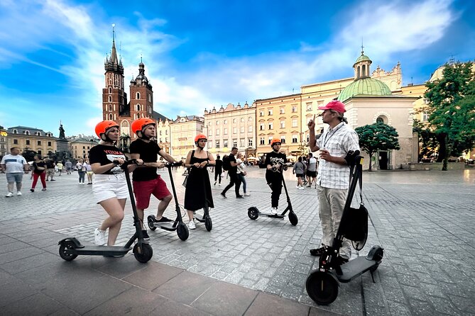 Electric Scooter Tour: Full Tour (Old Town + Jewish Quarter) - Exploring the Old Town