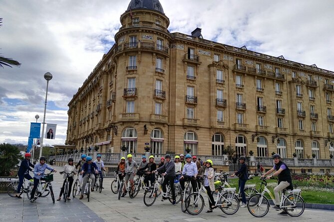 Essential Madrid Bike Tour - Meeting and Accessibility Details