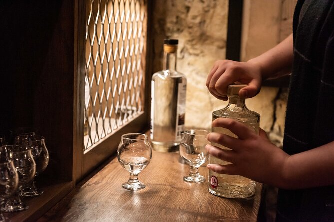 Evolution of Gin and Underground Gin Tasting in Edinburgh - The Gin Tasting Experience