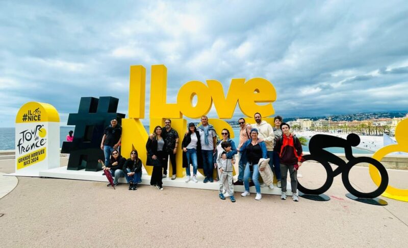 Explore Nice: Old Town Walking Tour With Expert Local Guide - Place Rossetti: Break Time and Exploration