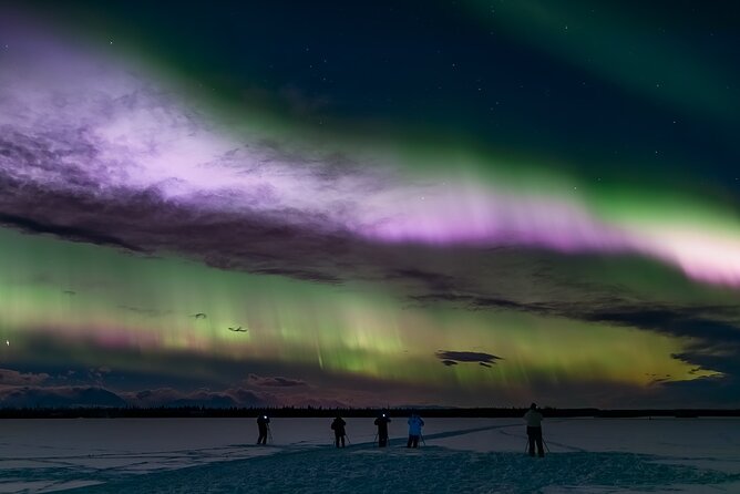 Face The Outdoors Northern Lights Tour Small Group - Amenities and Logistics