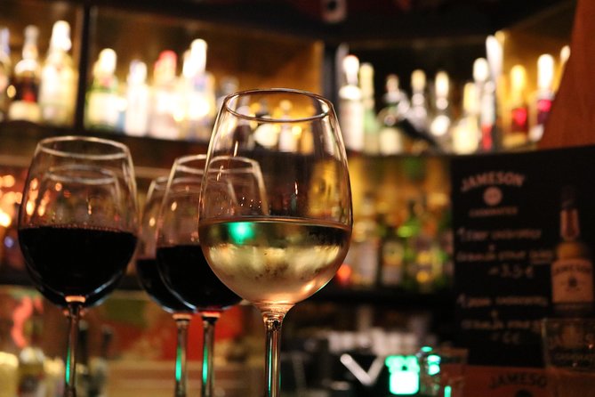 Food Tour: Portuguese wine & Tapas with Ginjinha Tasting - Group Size and Atmosphere