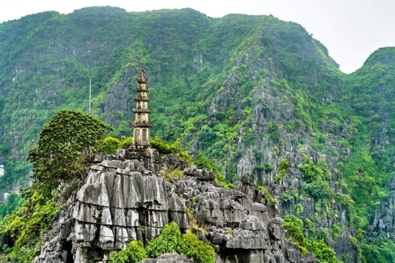 From Hanoi: Ninh Binh- Hoa Lu-Tam Coc- Mua Cave- Highlight - The Sum Up